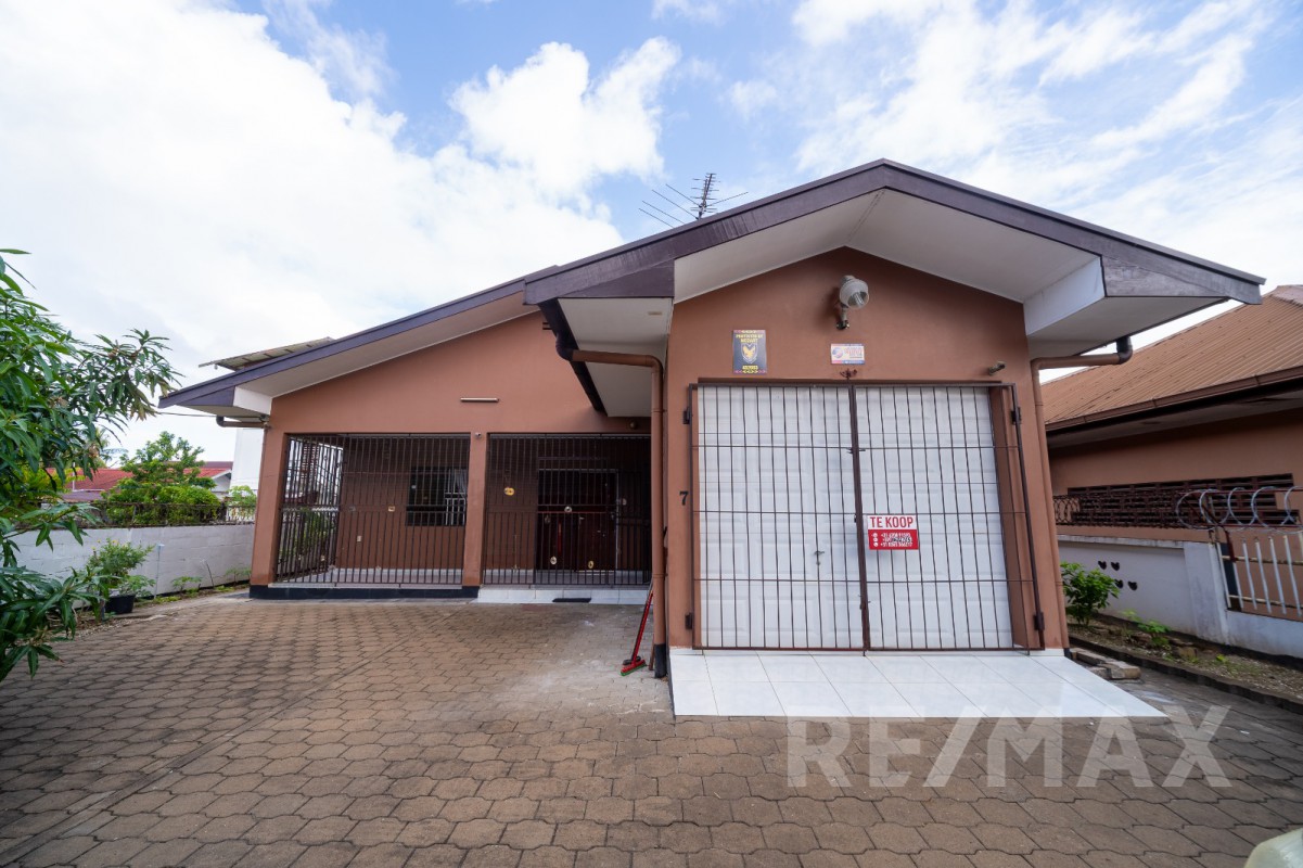 Mathilda H. Malmbergweg #7 | RE/MAX Suriname - De beste keus voor uw ...